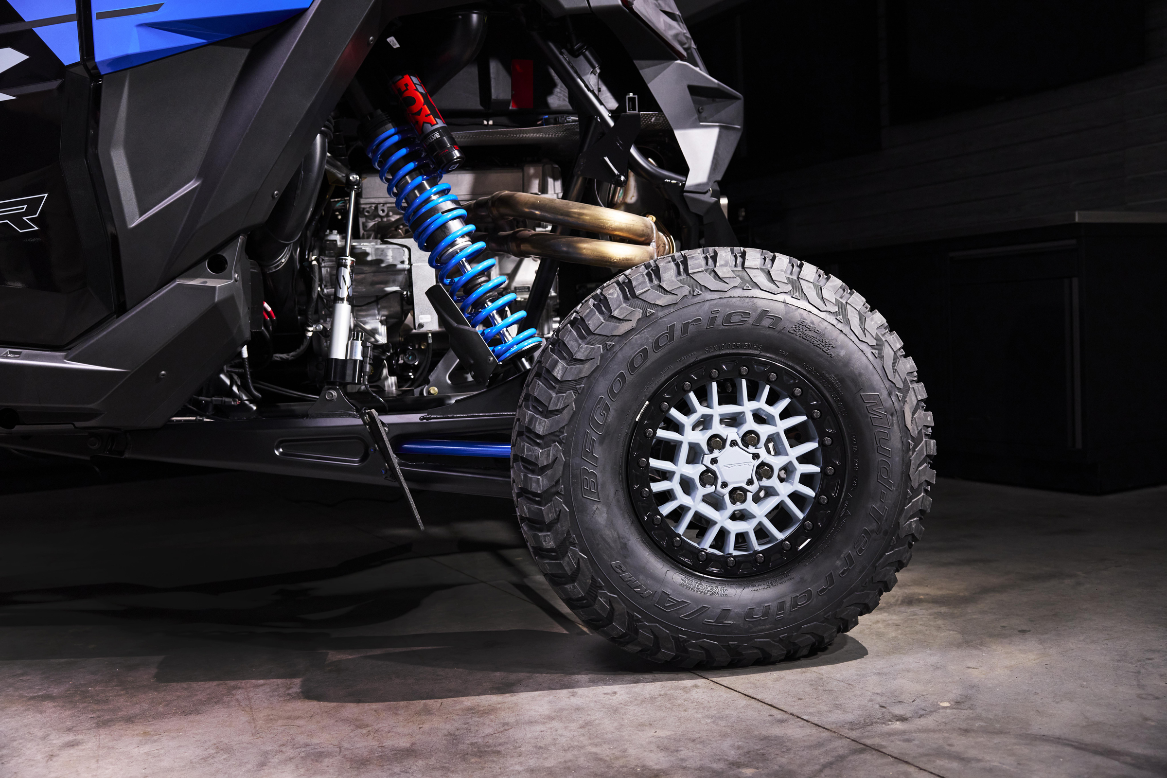 Polaris RZR Pro R Ultra Edition: Ultimate Desert Performance